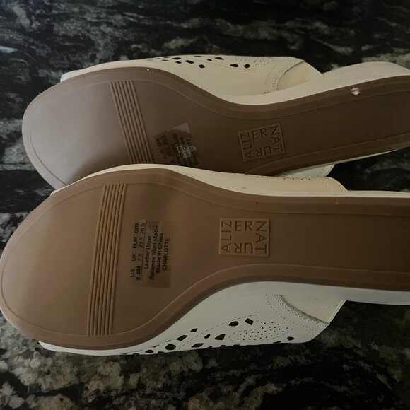 Naturalizer | Shoes | Naturlizer White Open Toe Wedge Size 95 Never ...